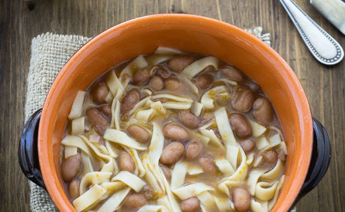 Sagne e fagioli: la zuppa della tradizione contadina abruzzese | Strada ...