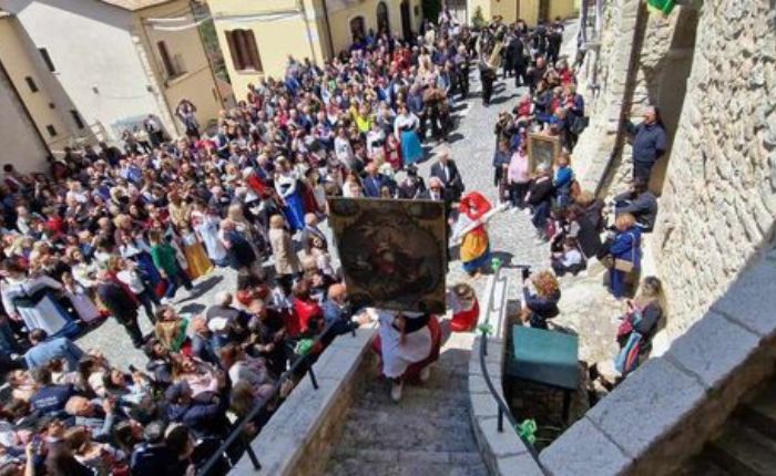 Goriano Sicoli and the Feast for Saint Gemma | Strada dei Parchi